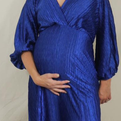 Tela azul rey corrugado – Hello Mom